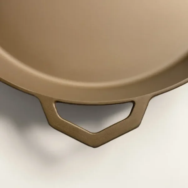 28cm Seasoned Cast Iron Legacy Pan | AGA Australia